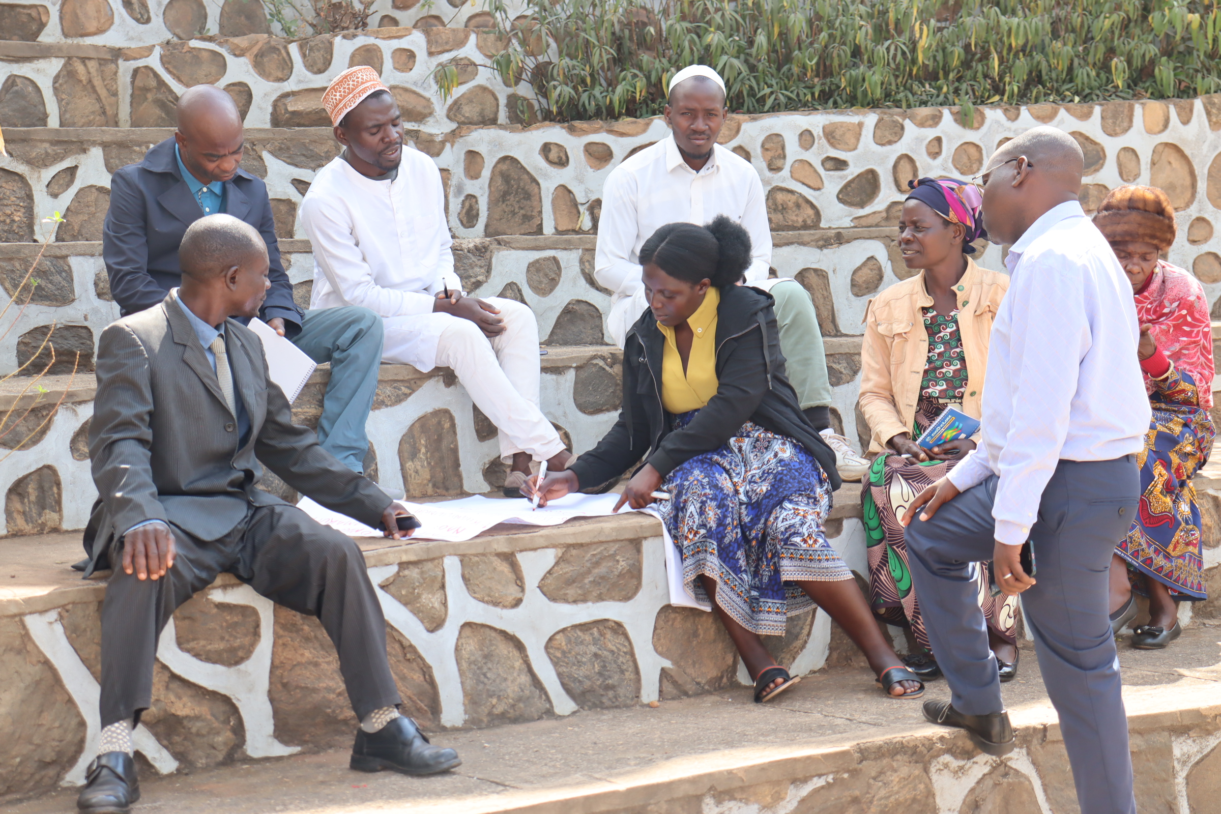 Picture Gallery | MACRO